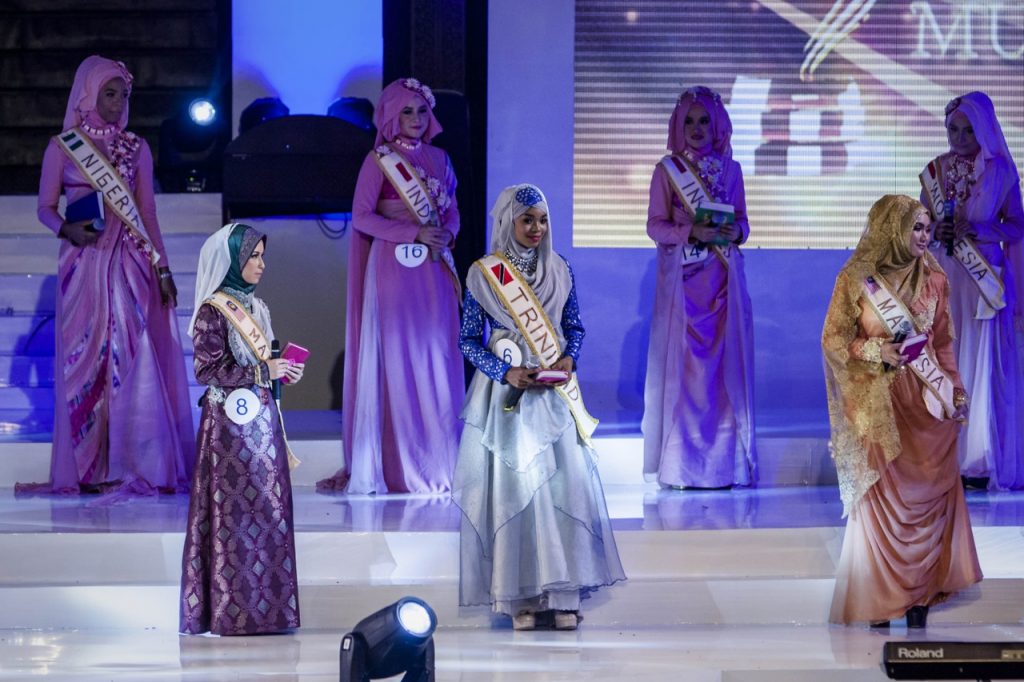 When Beauty Gets Weird: Unbelievable Pageants Worldwide - Page 23 of 25